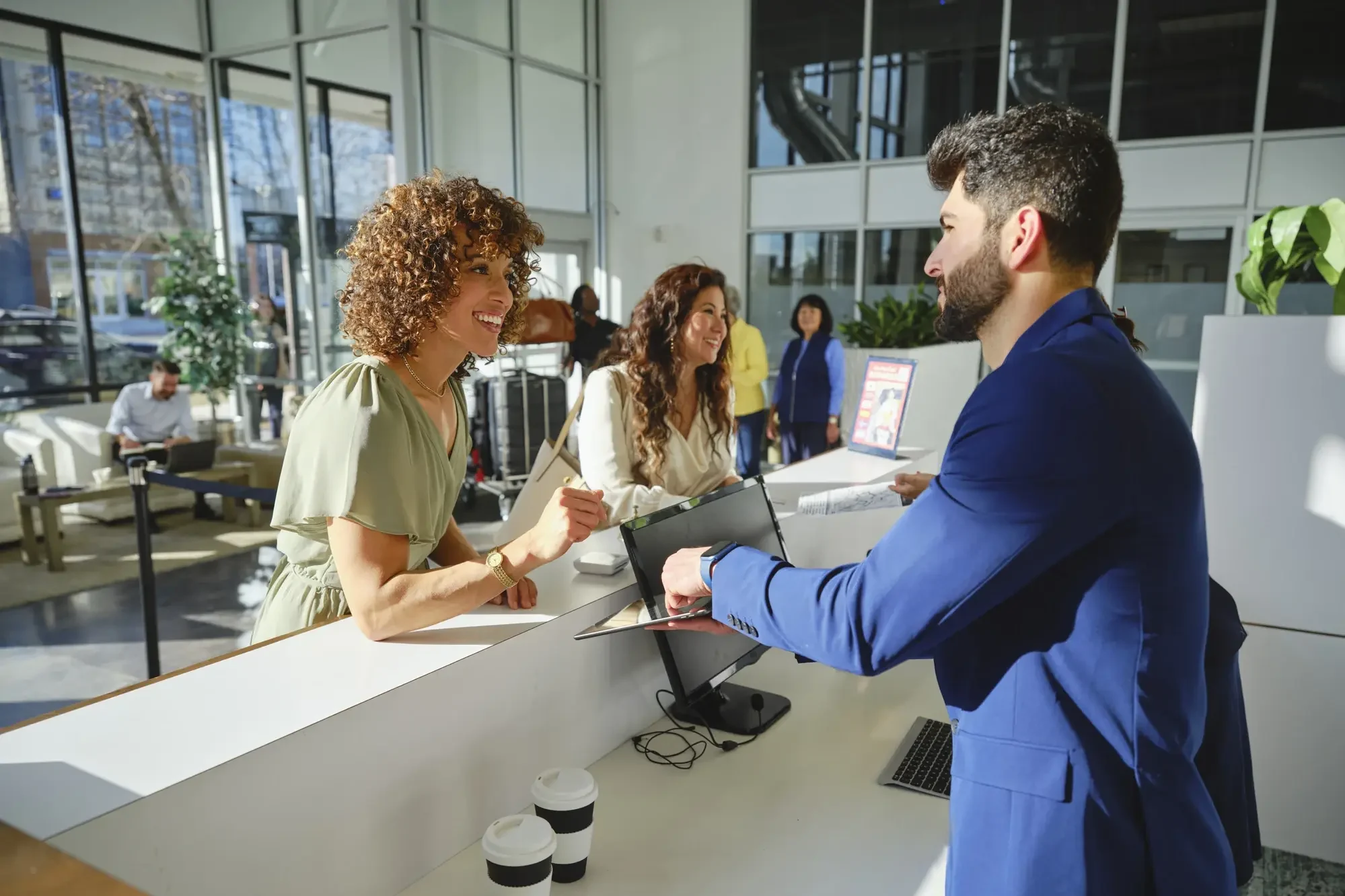 10 Tips to Enhance Hotel Guest Experiences in Hospitality