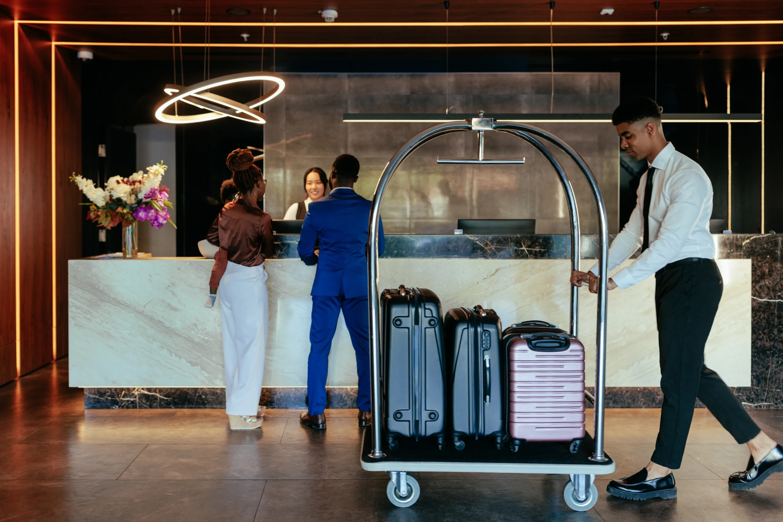 Top 10 Hospitality Trends for 2025: Personalization & Sustainability